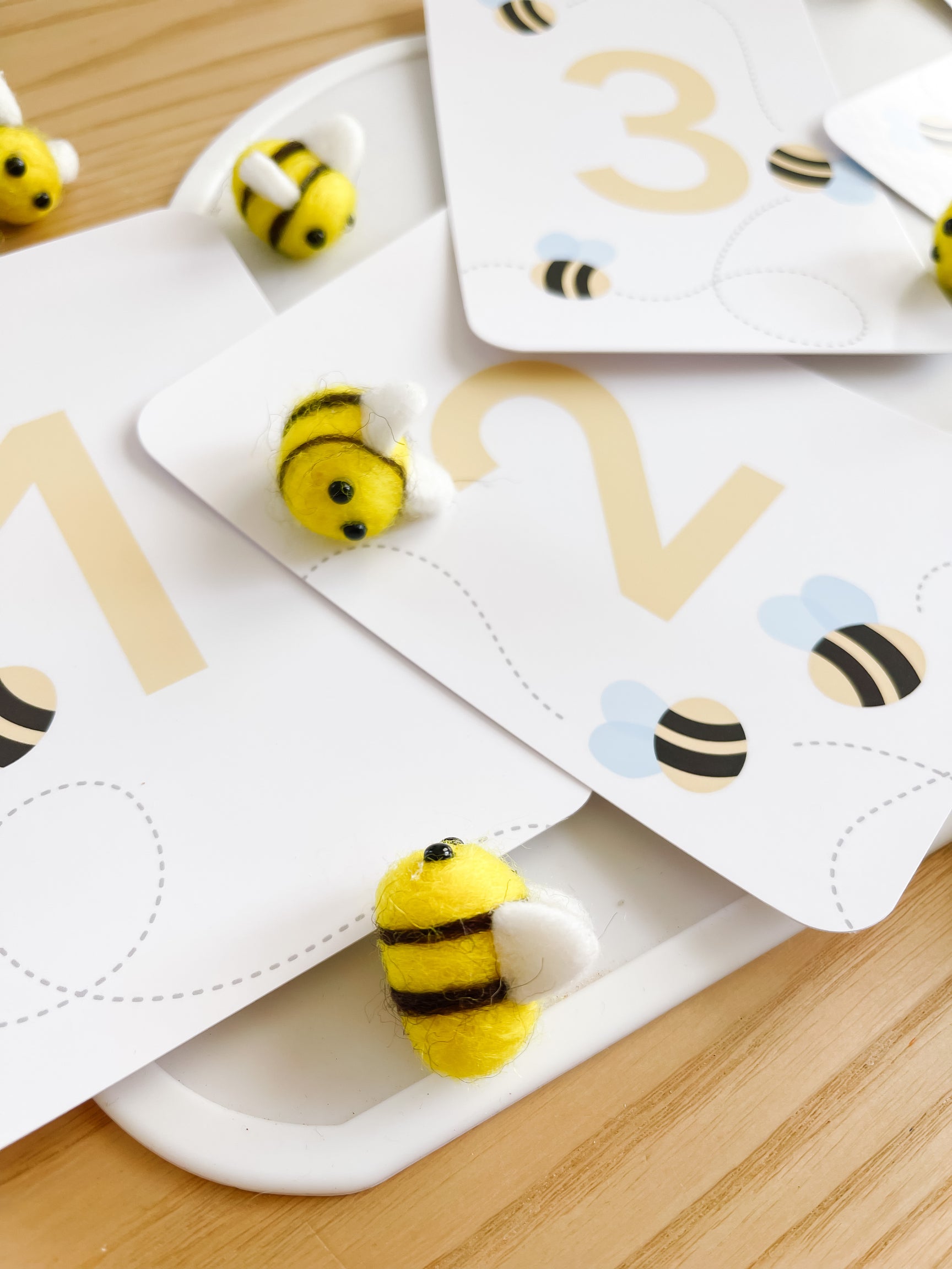Bee Counting Sensory Kit – GoodnightFox